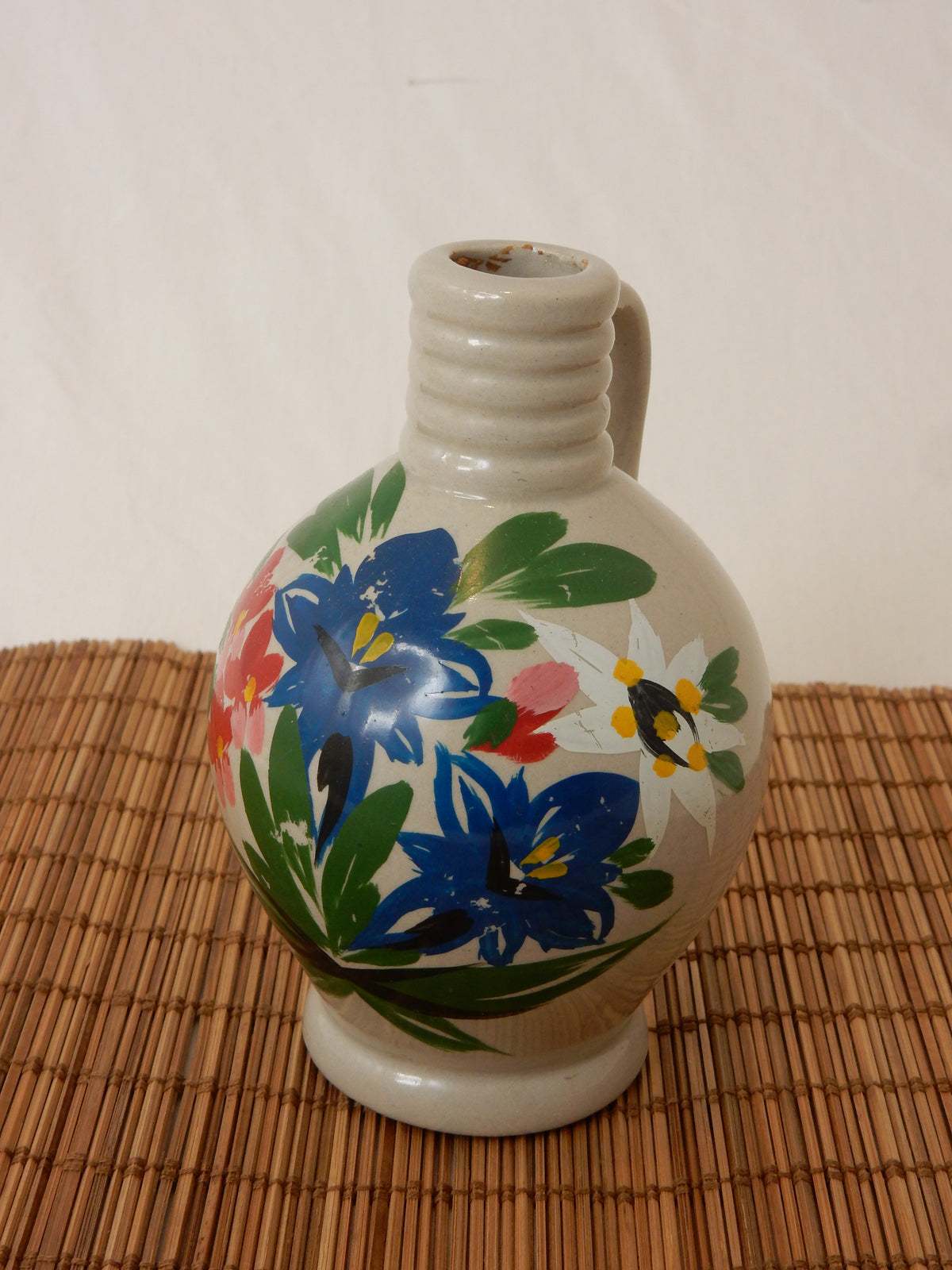 Kleine Vase Blumenmuster mit Henkel – Fummel & Gedöns Secondhand-Store